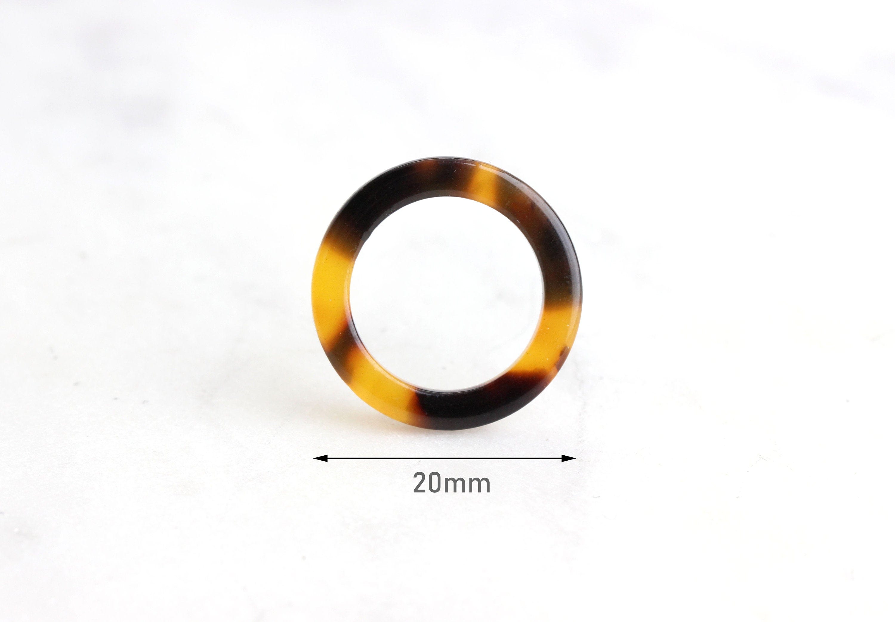 4 Simple Ring Links in Tortoise Shell, No Hole, Cellulose Acetate, Gre