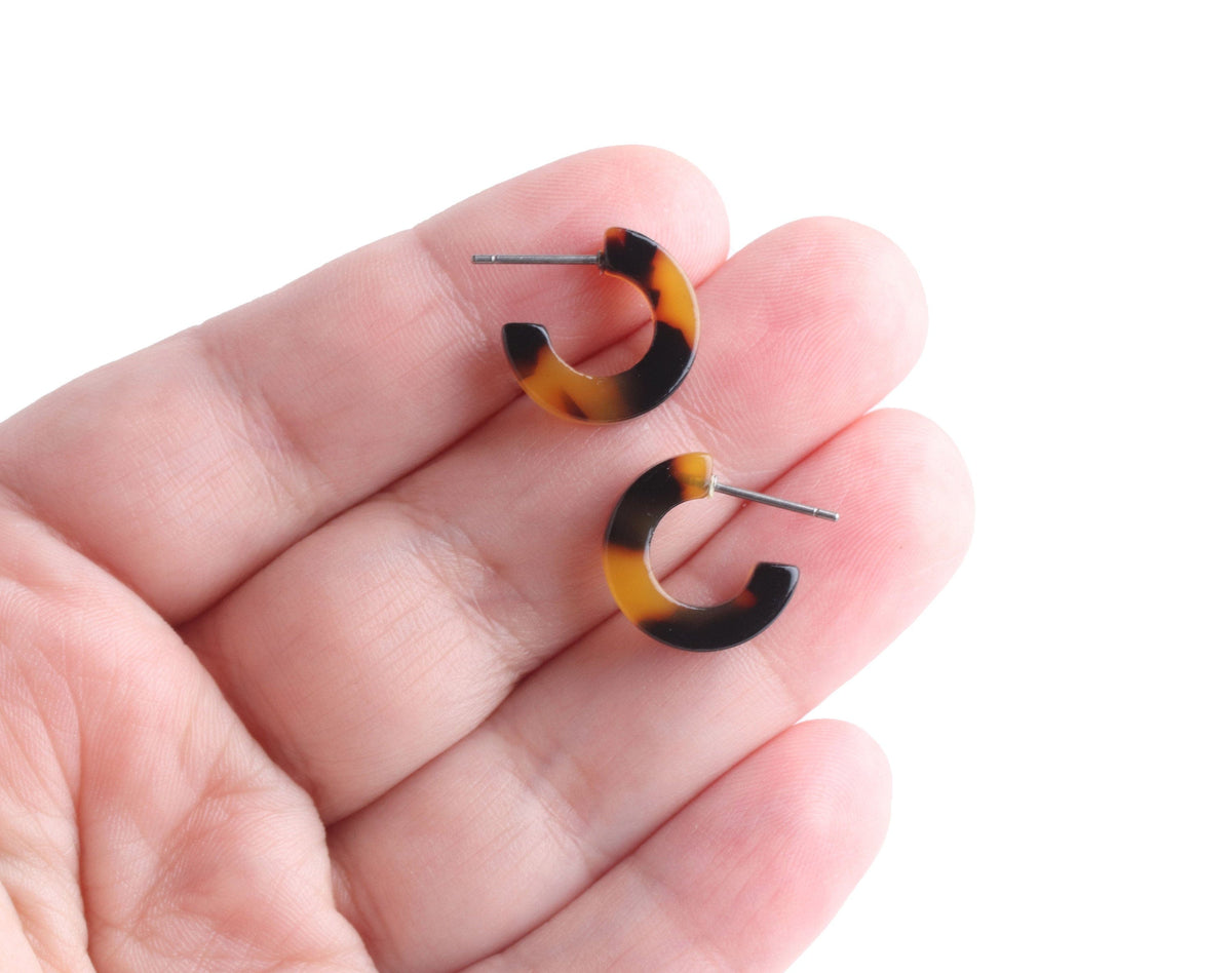 Mini Tortoise Shell Hoops 1 Pair Resin Hoop Earrings in Bulk Hypoallergenic Posts Delicate Hoops Jewelry Supply Findings EAR084 15 TT No